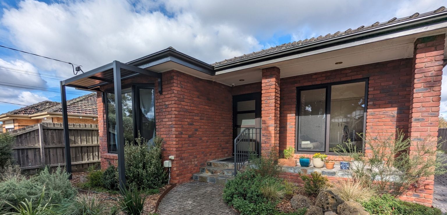 Low and high-tech pathways to all-electric - Zero Carbon Merri-bek